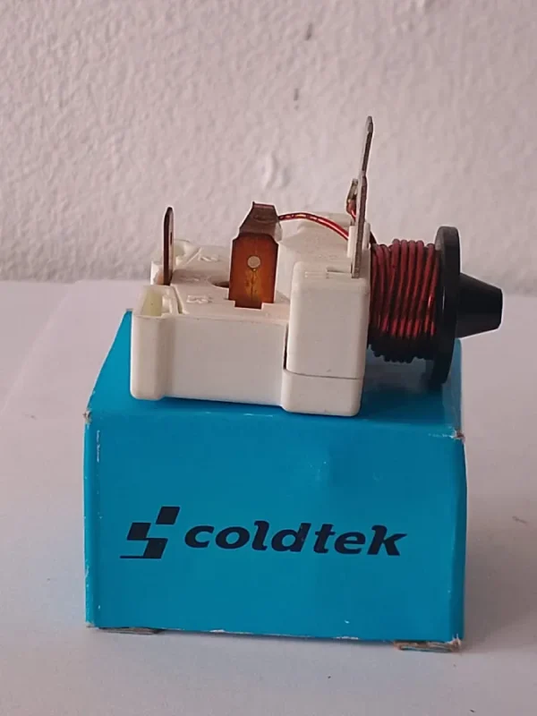 RELAY TIPO EMBRACO BCO.1/4HP GENÉRICO – Prisaire expertos en Aires Acondicionados